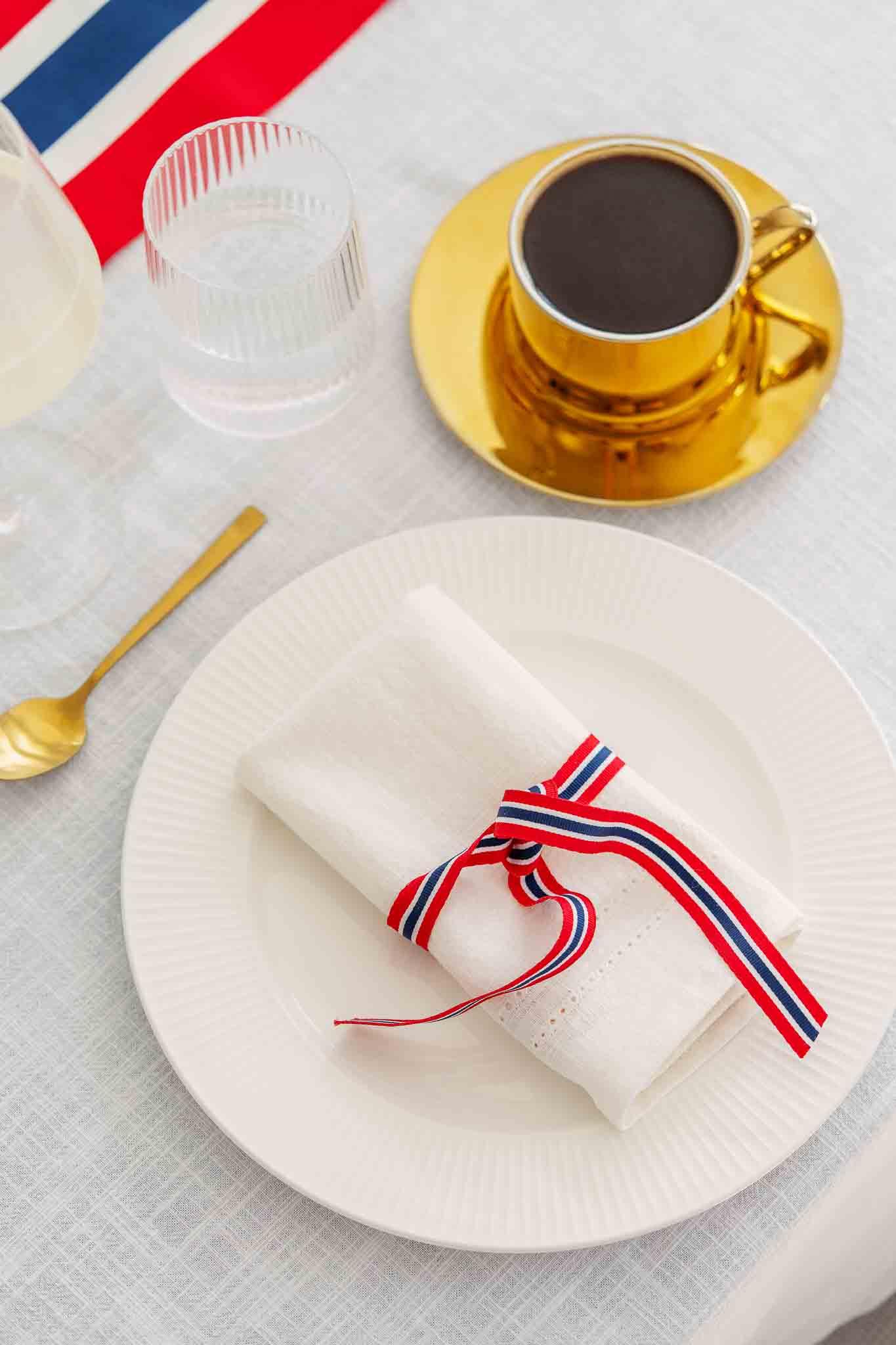 Pynt bordet til 17.mai | Kremmerhuset.no